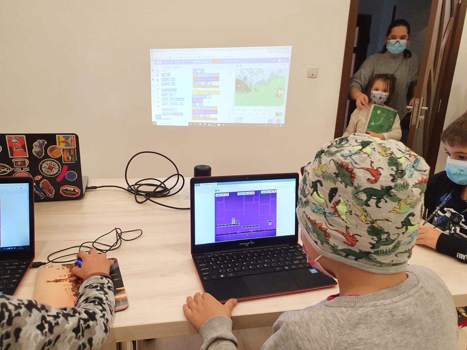 Curs programare copii Das Kindernest Afterschool Giroc - Anotimpuri